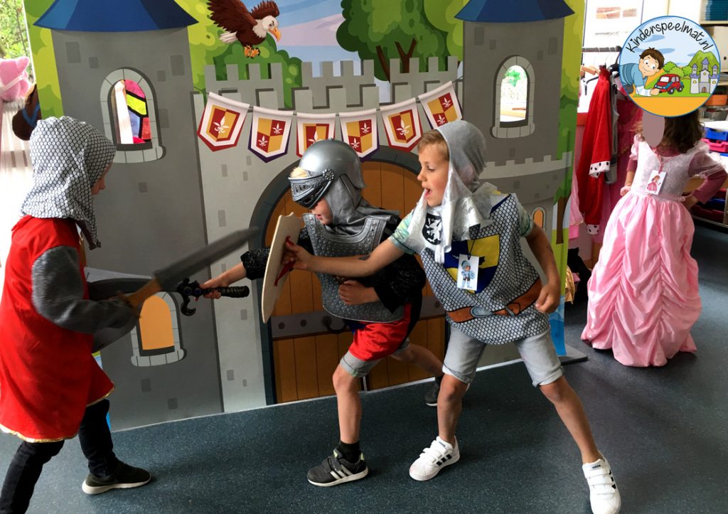 Kasteel voor rollenspel – Kinderspeelmat.nl